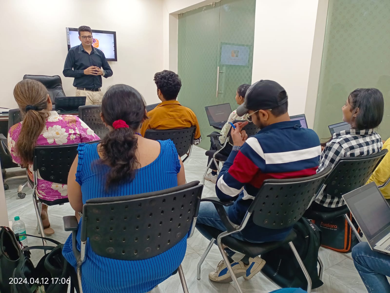 DICC - Stock Market Updates, Tips and Tricks